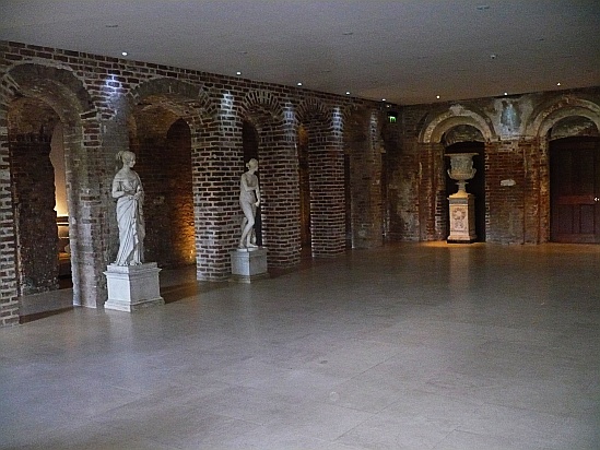 Free Public Domain Photo of Ireland: statues under arch urn - Public ...